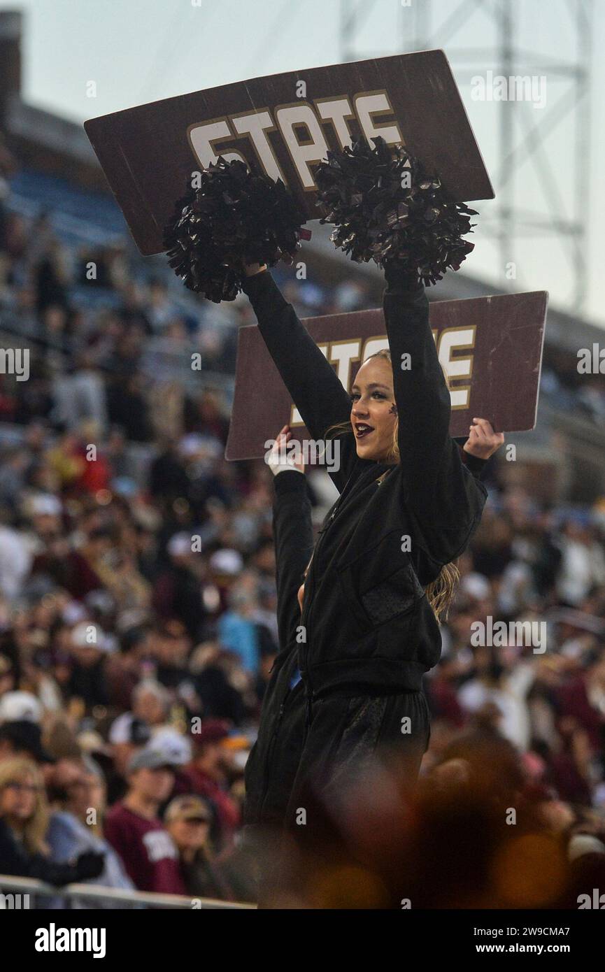 December 26, 2023: Texas State Bobcats cheerleaders performing on the ...