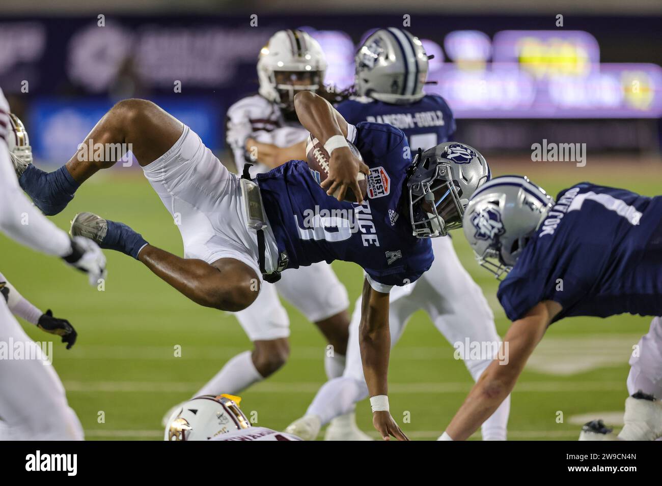 DALLAS, TX - DECEMBER 26: Rice Owls quarterback Chase Jenkins (9) gets ...
