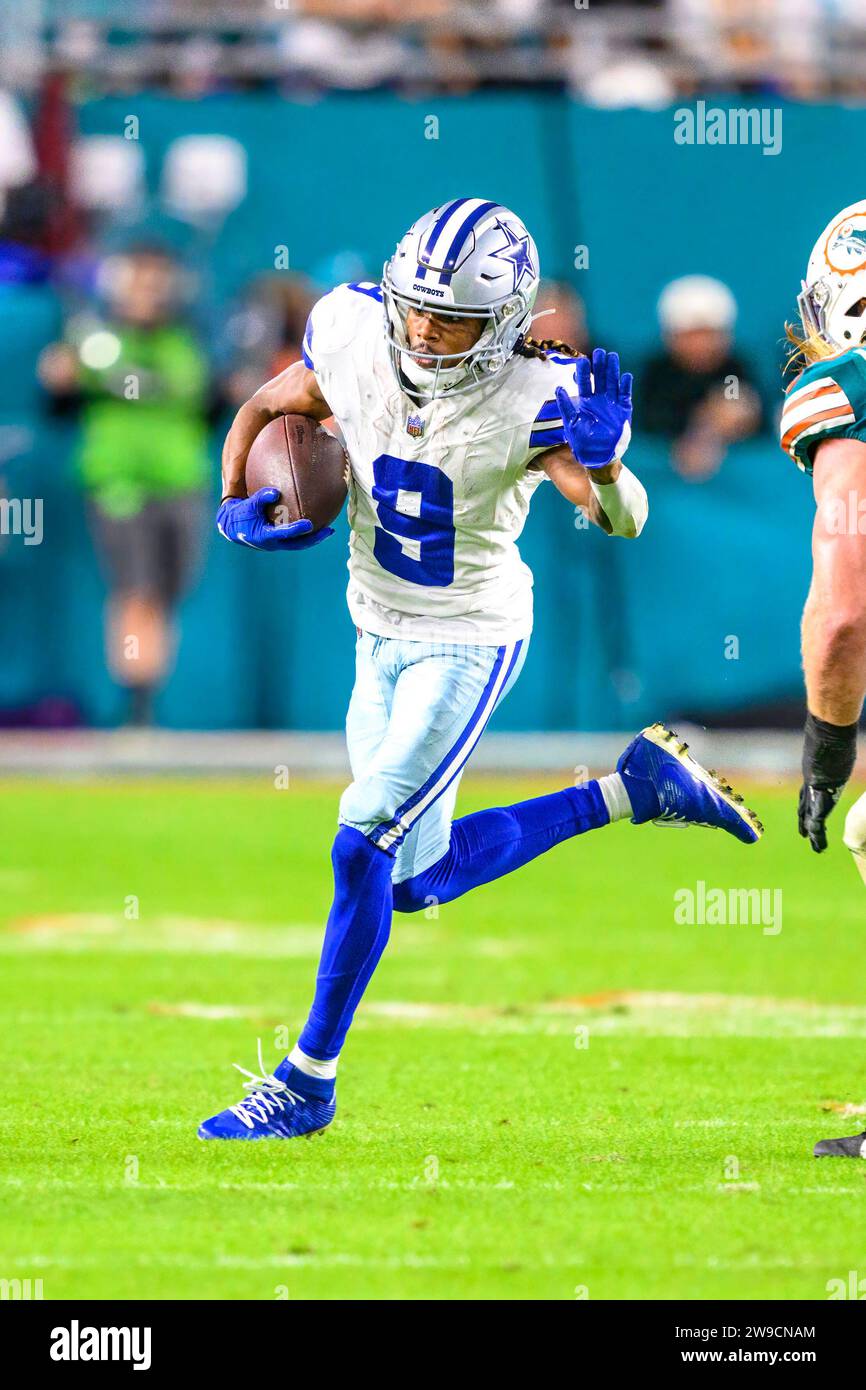 Dallas Cowboys wide receiver KaVontae Turpin (9) runs with the ball ...
