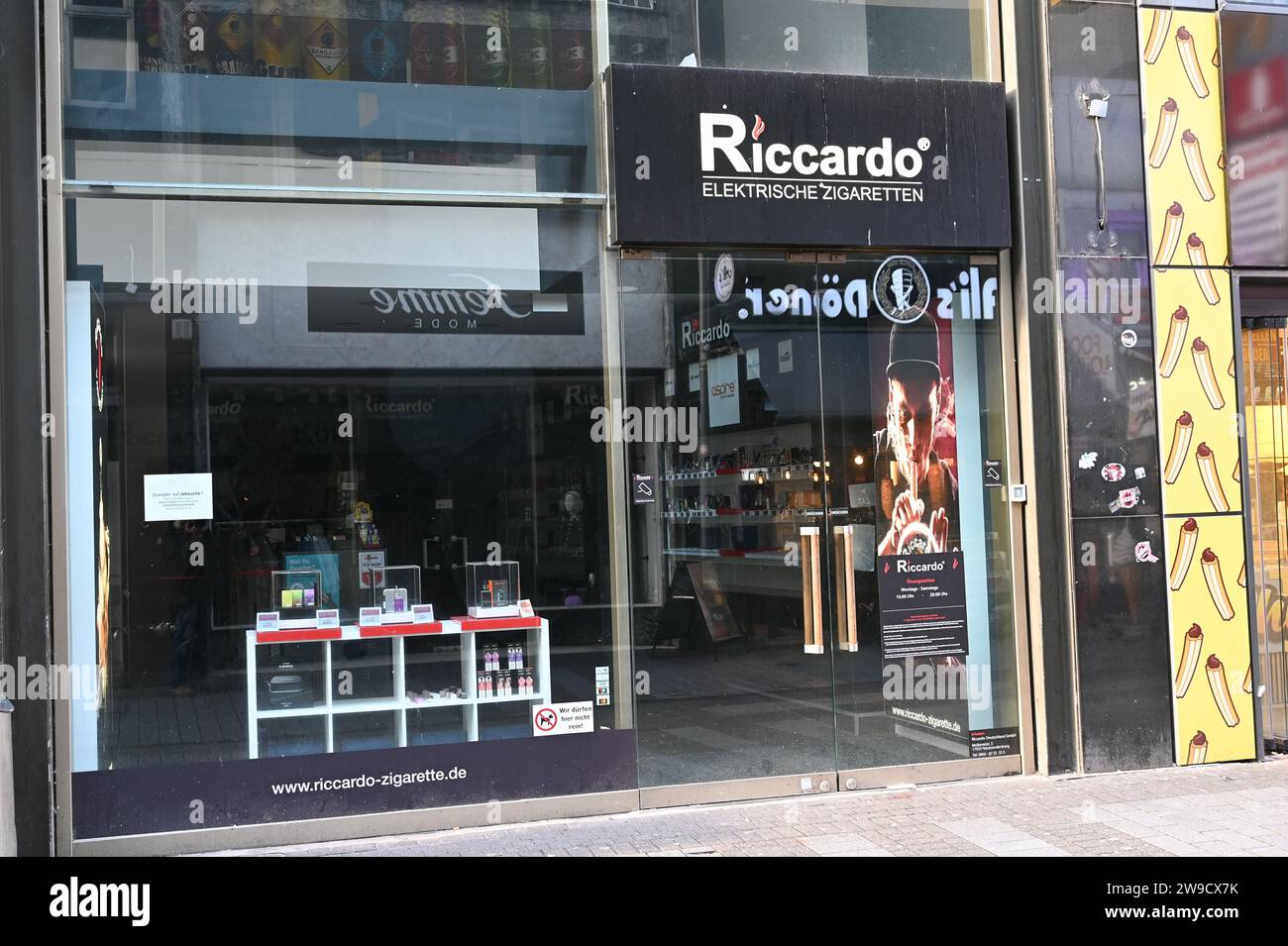 Cologne, Germany. 26th Dec, 2023. Logo, lettering of Riccardo e ...