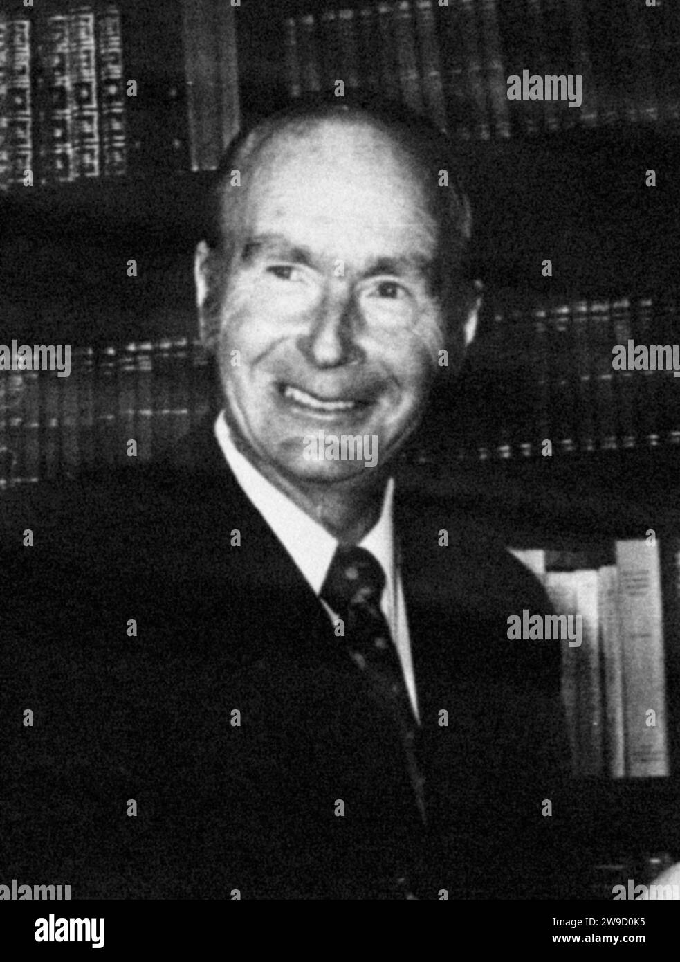 Undated file photo of Irish President Patrick Hillery whose decision to ...