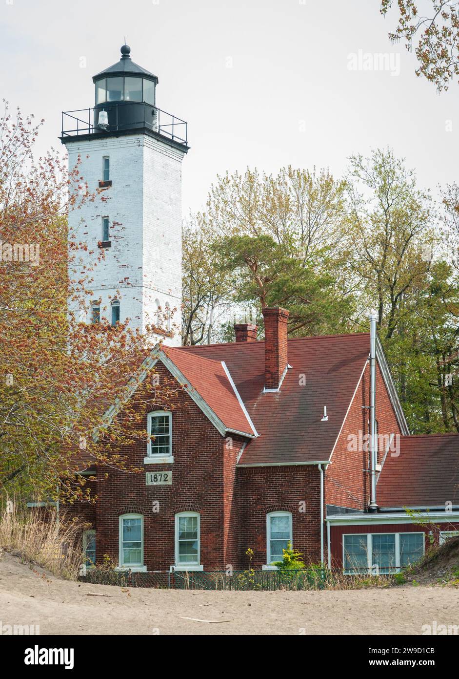 The Presque Isle Lighthouse, Lake Erie in Pennsylvania Stock Photo - Alamy