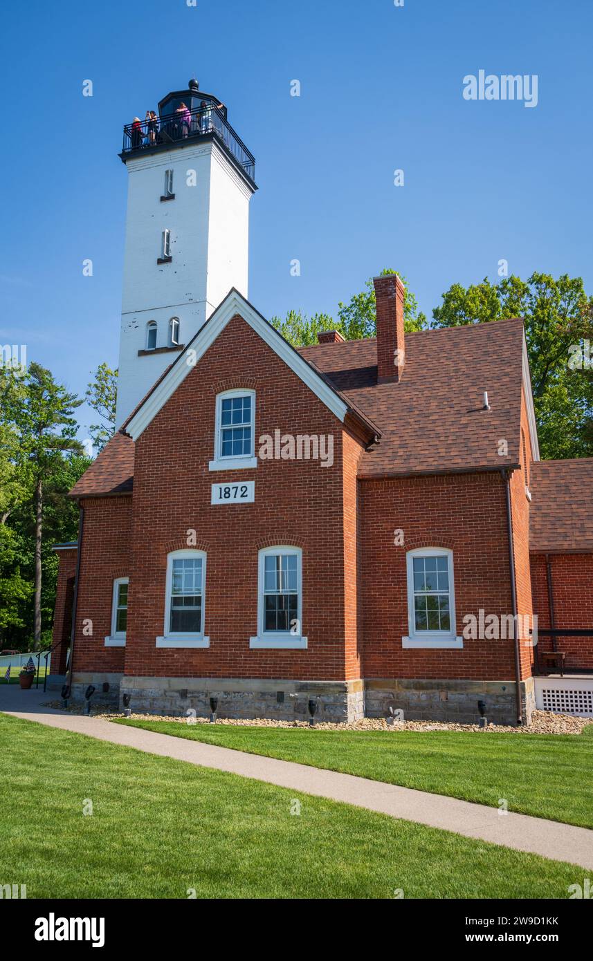 The Presque Isle Lighthouse, Lake Erie in Pennsylvania Stock Photo - Alamy