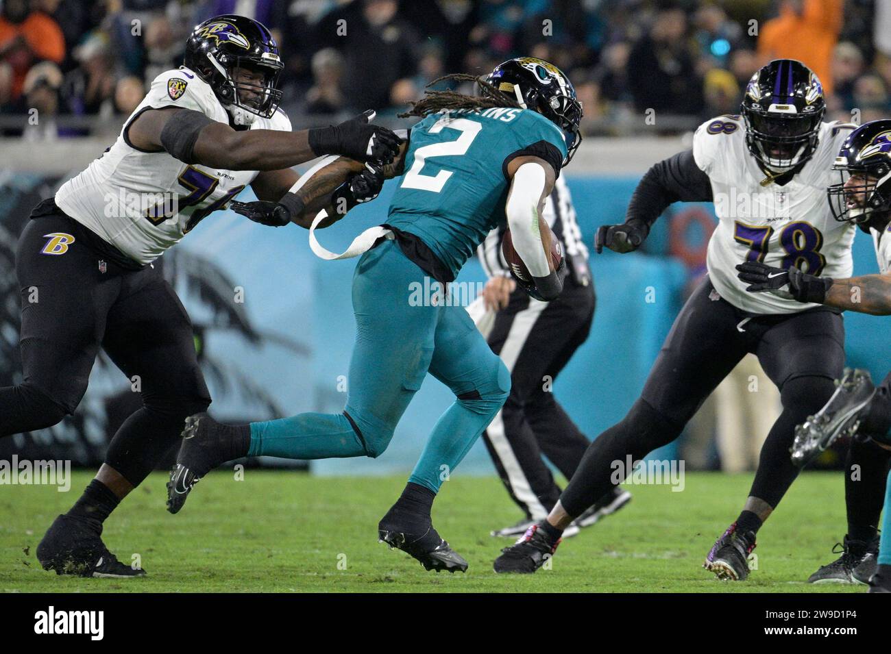 Jacksonville Jaguars safety Rayshawn Jenkins (2) is tackled by ...