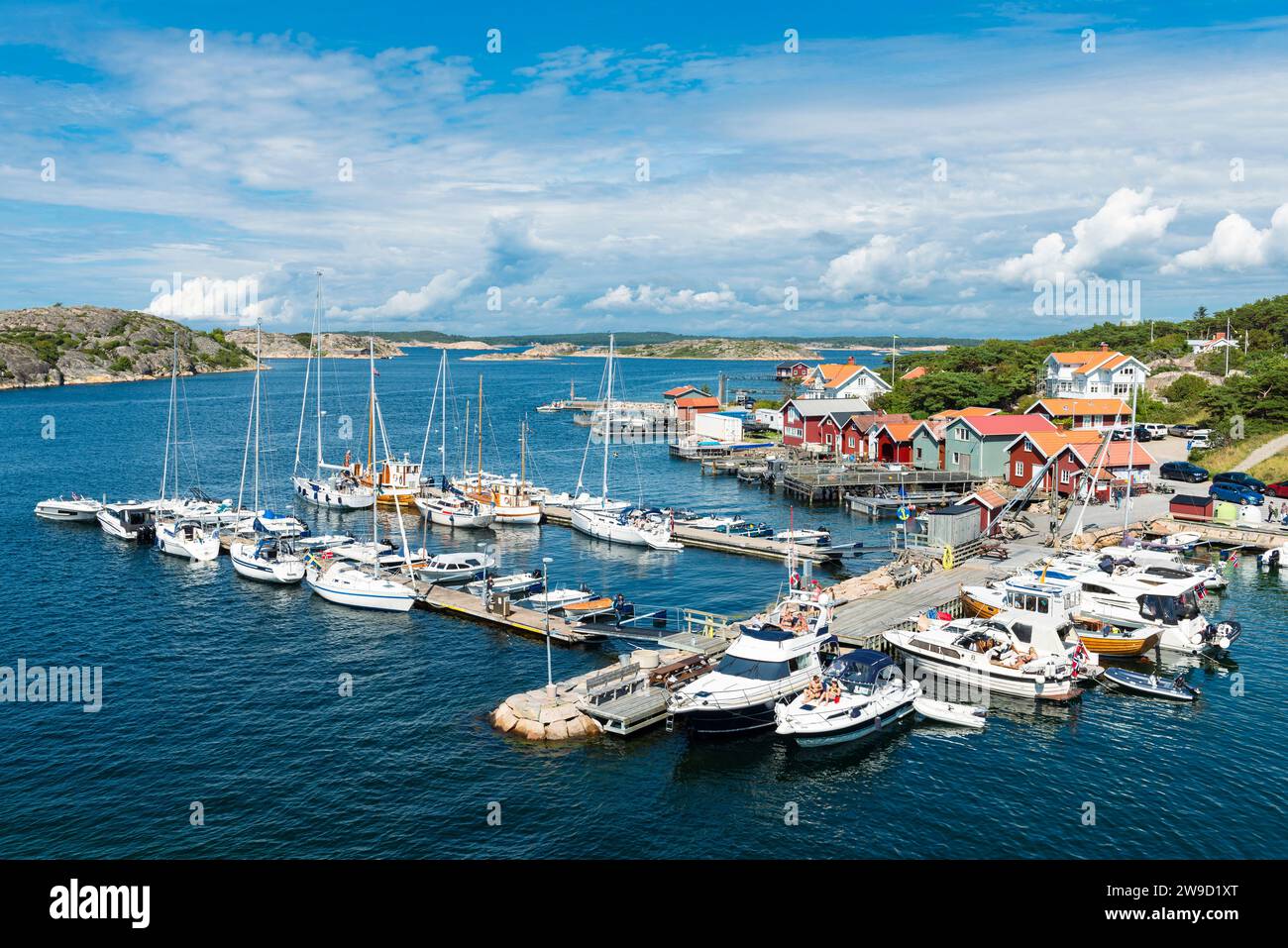 Sailing yachts and motorboats in the harbour of Reso in the archipelago ...