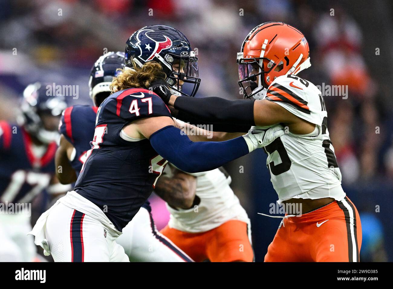 Houston Texans fullback Andrew Beck (47) and Cleveland Browns ...