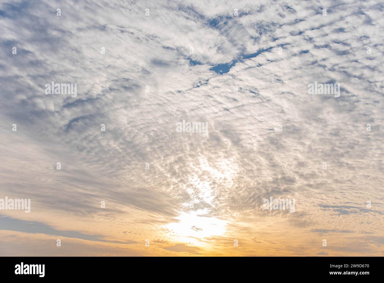 Mackerel sky over Yudu County, Ganzhou City, east China's Jiangxi ...