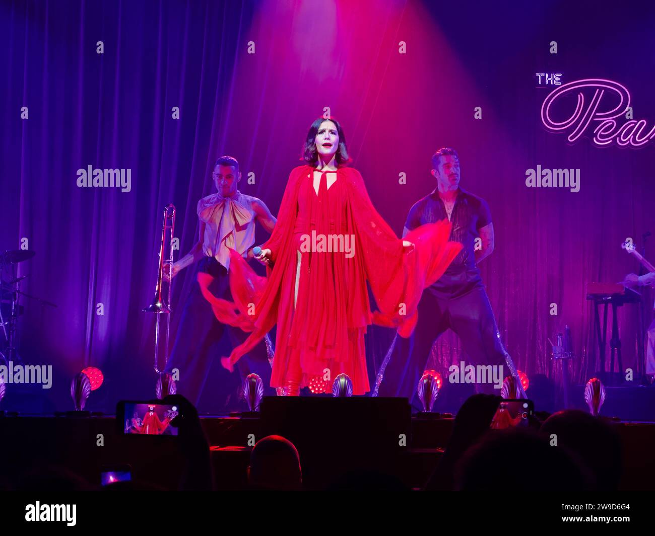 The Pearl Tour by Jessie Ware at London Alexandra Palace Stock Photo ...