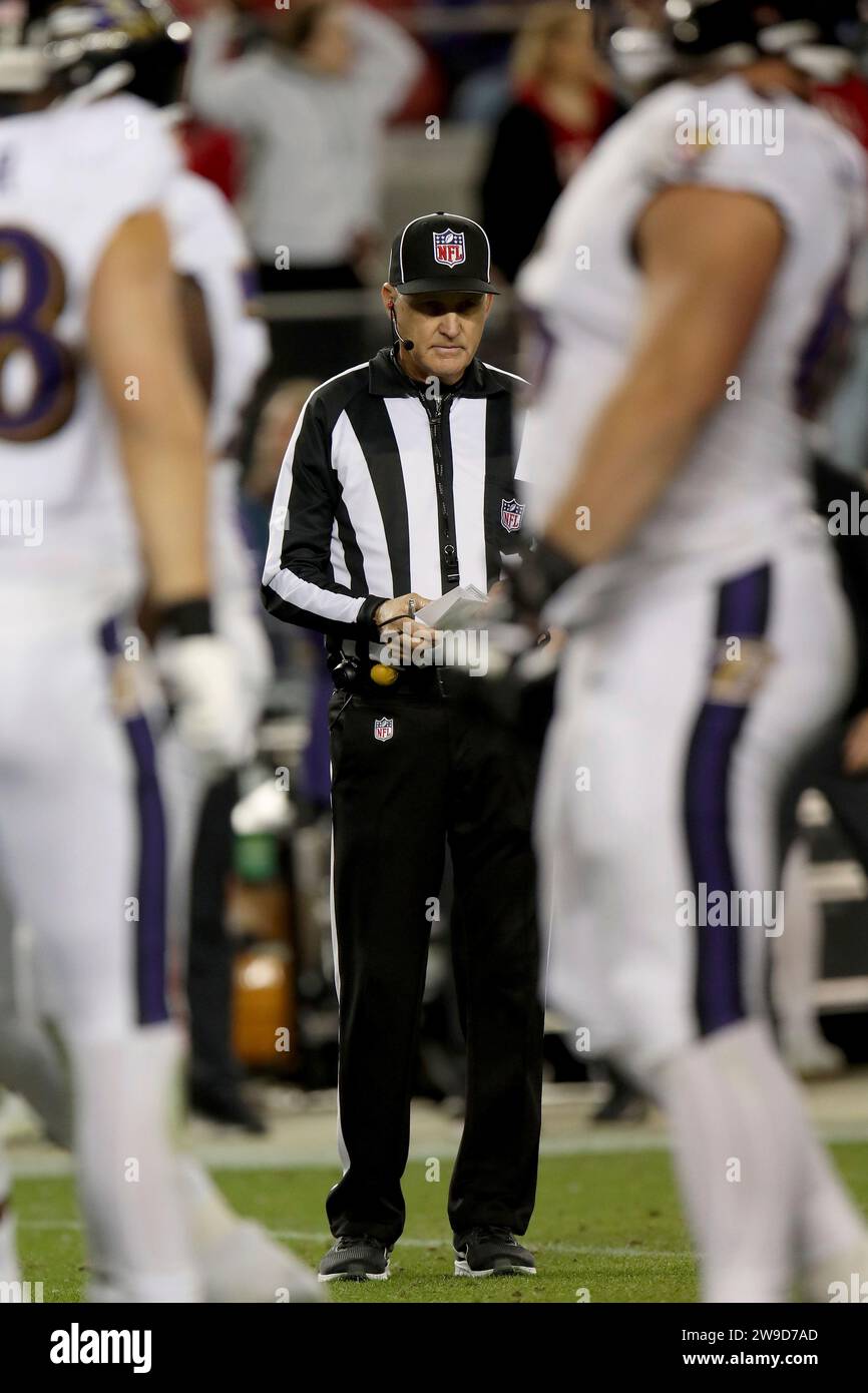 Line judge Mark Perlman (9) on the field during an NFL football game ...