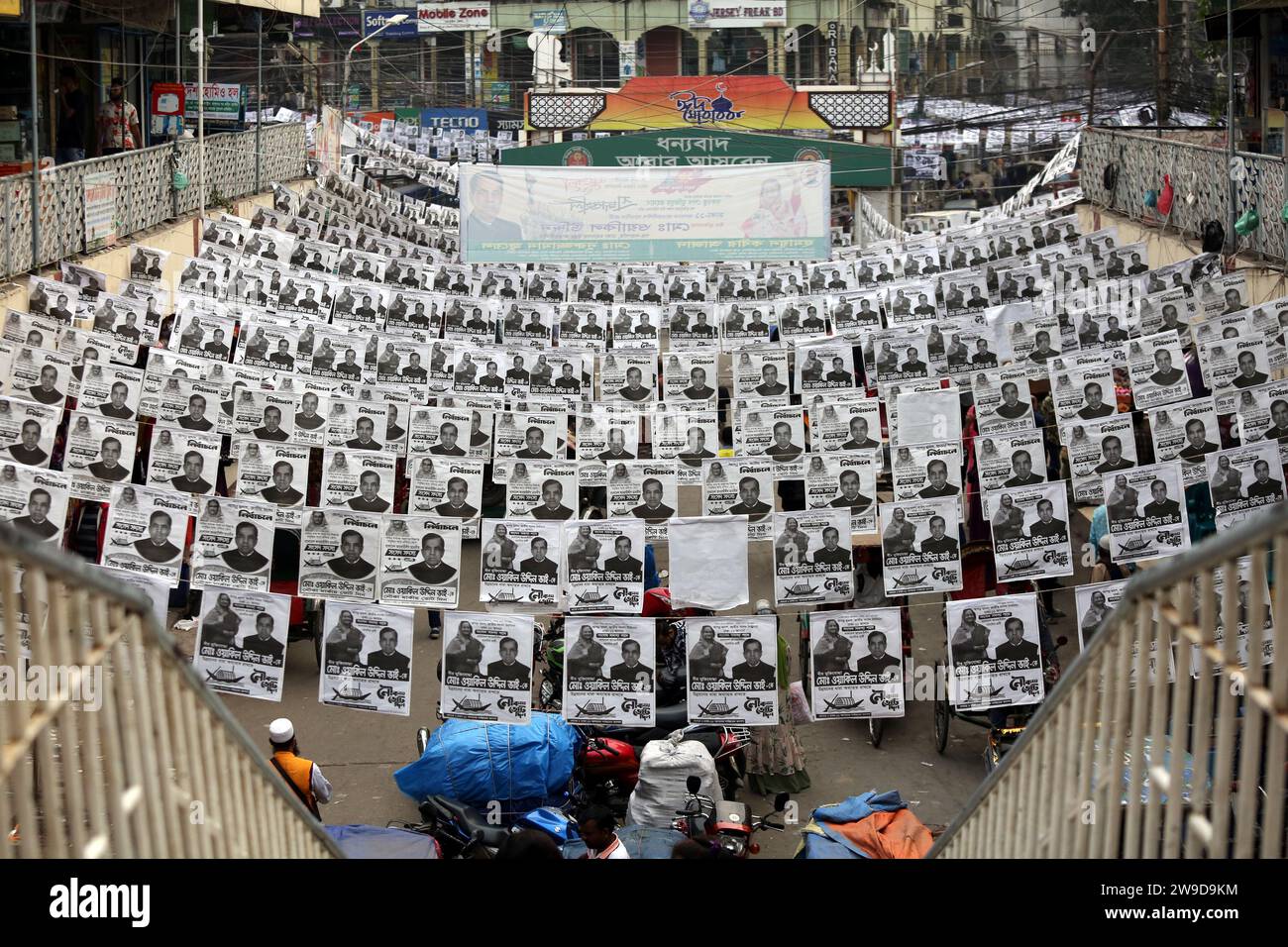 Dhaka, Wari, Bangladesh. 27th Dec, 2023. Posters of the election ...