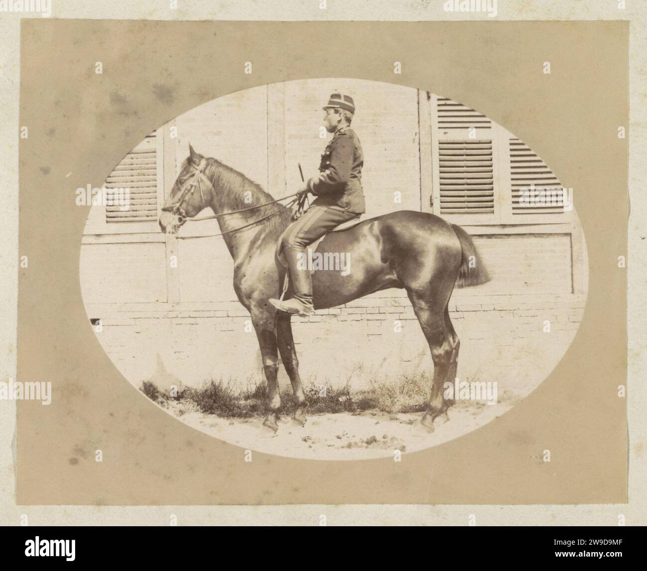 Military amateur photographer hi-res stock photography and images - Alamy