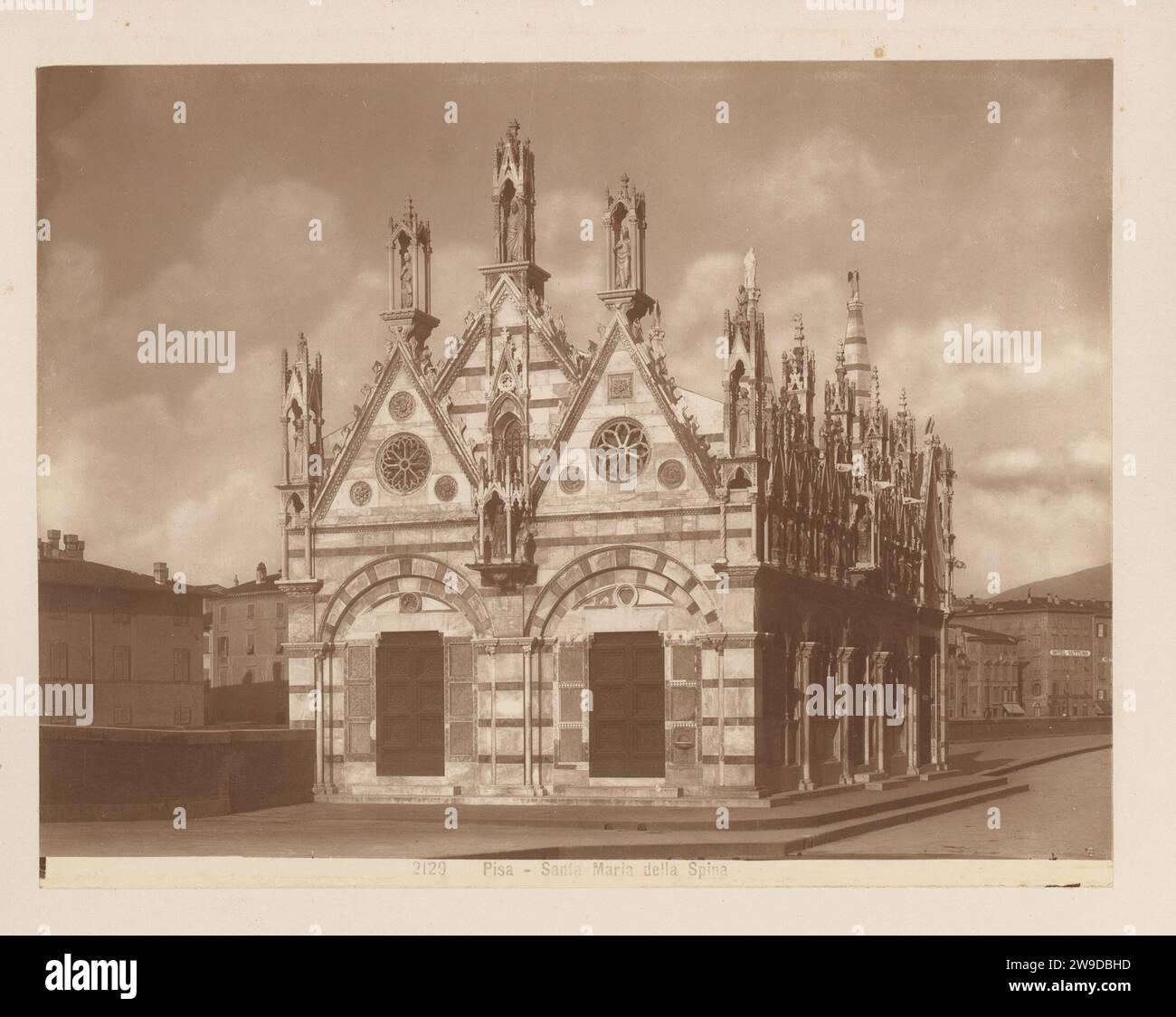 Gezicht Op de Santa Maria della Spina TE PISA, Giacomo Brogi (ACTRUTED ...