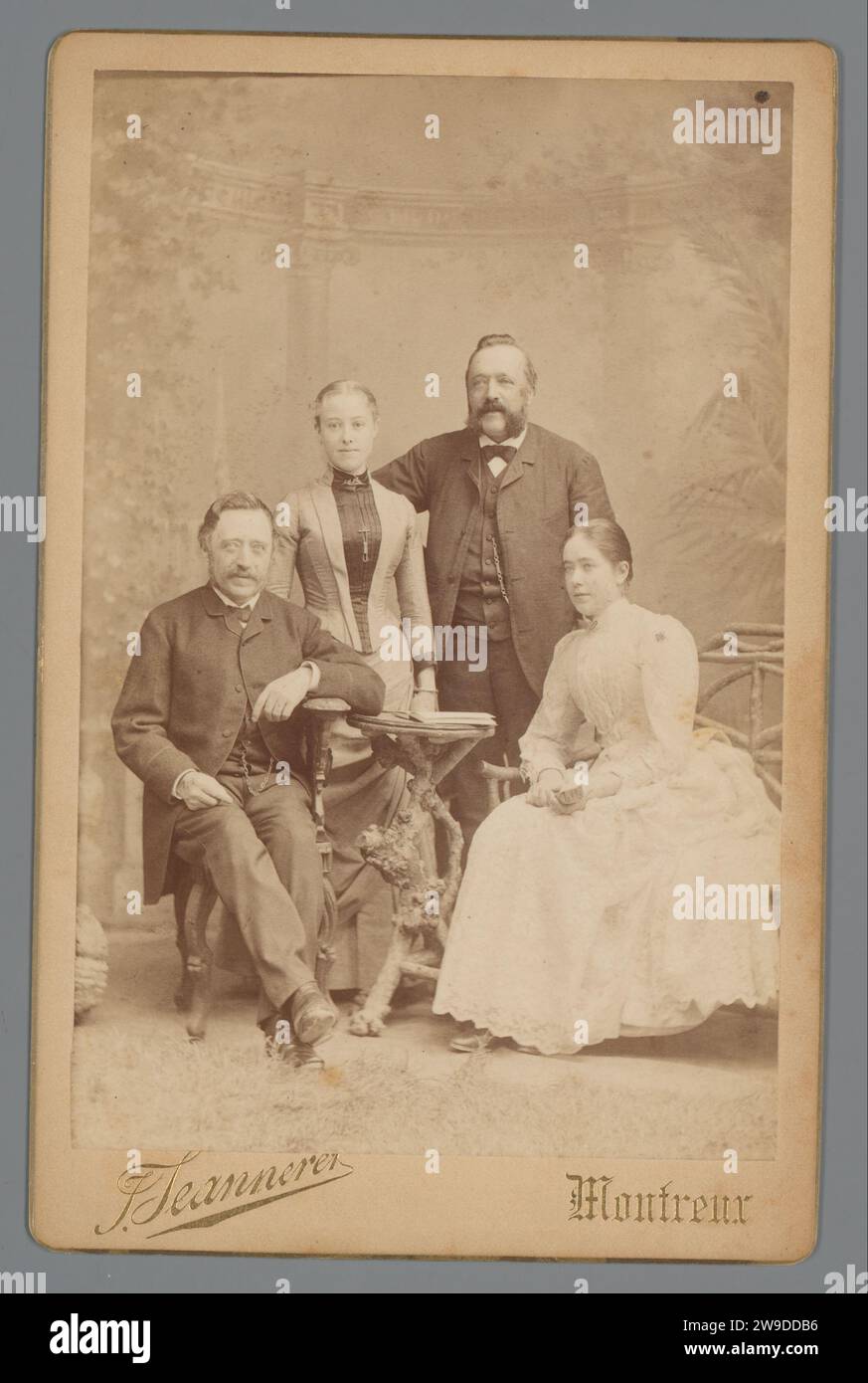 Group portrait of Maria Engelina Jonker, Anne v.d. Broeke and two ...