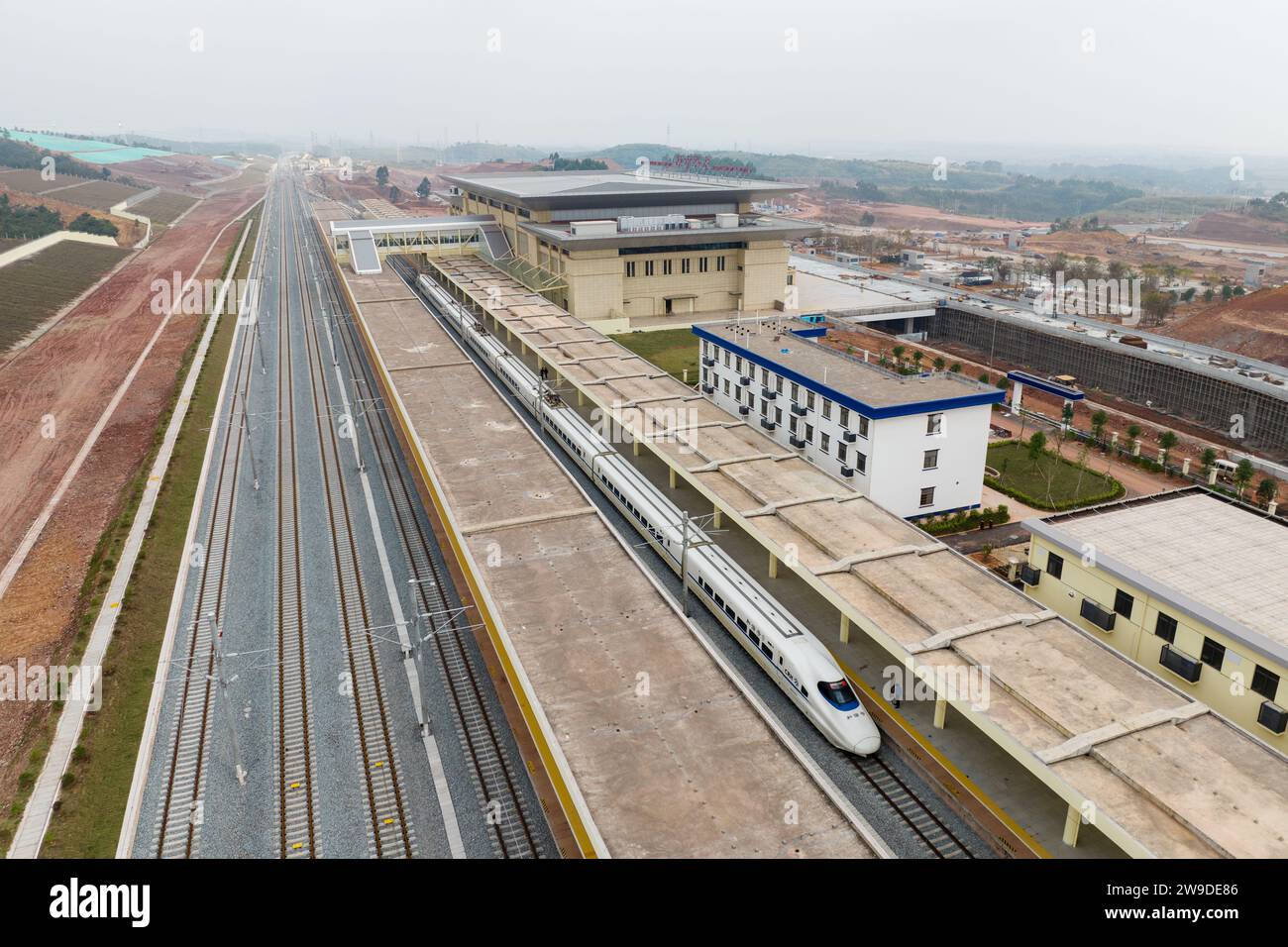 (231227) -- DONGXING, Dec. 27, 2023 (Xinhua) -- This aerial photo taken ...