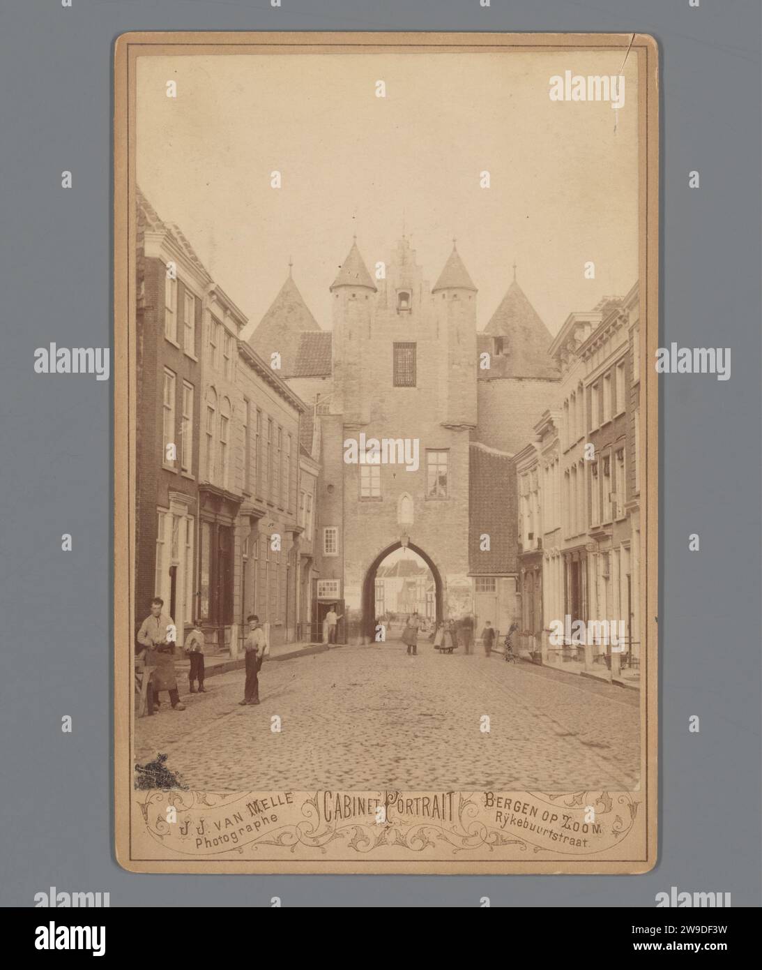 City side of the Gevangenpoort in Bergen op Zoom, Jannis Jacobus van ...