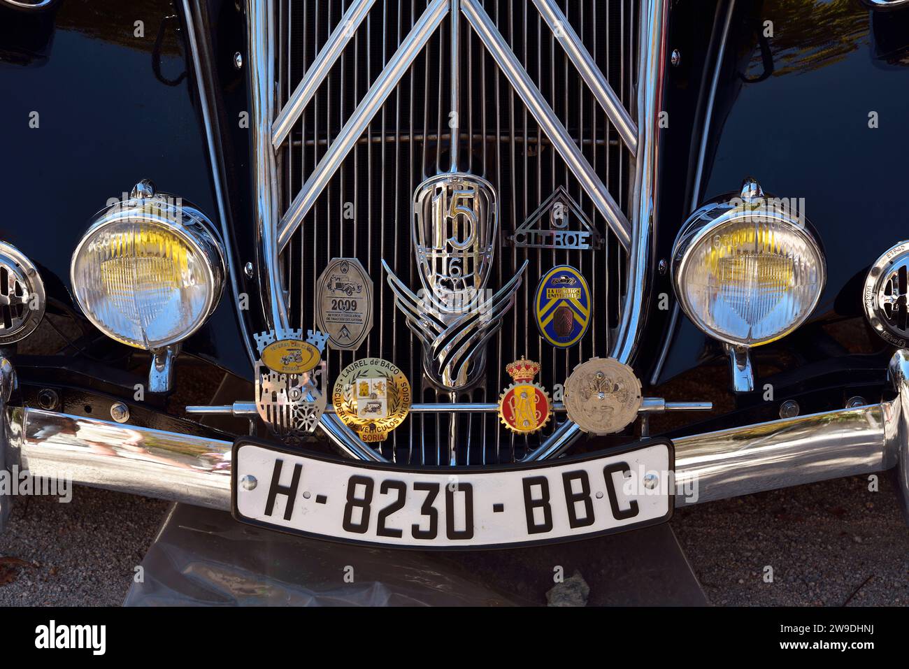 The front of a Citroën 15 classic car in a car festival in San Lorenzo ...