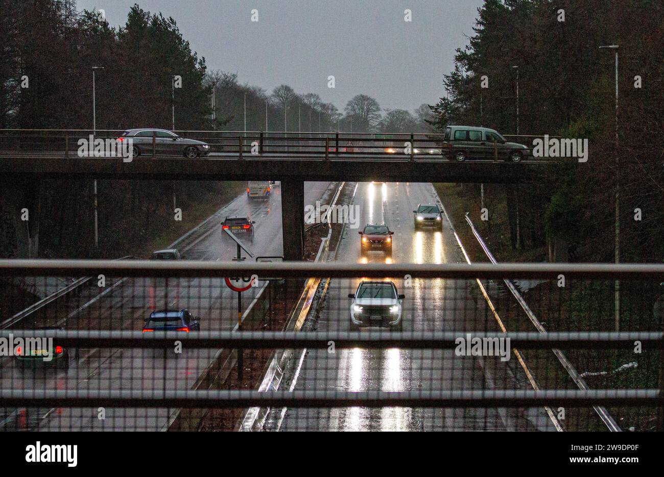 60 mph winds hi-res stock photography and images - Alamy