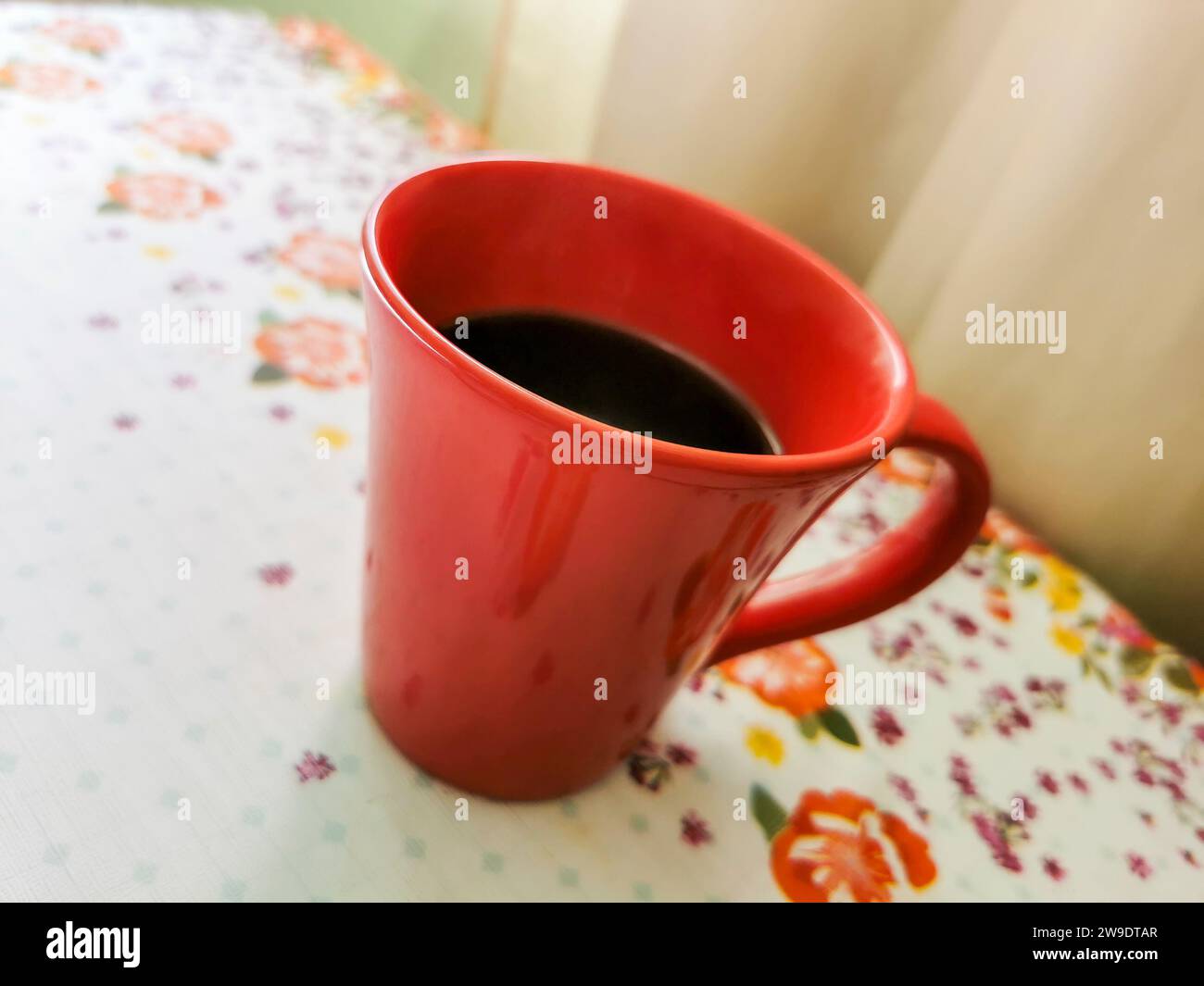 Gg lustrous hi-res stock photography and images - Alamy