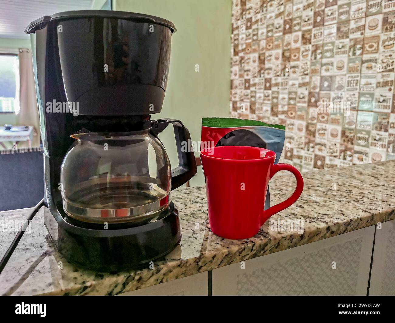 Gg lustrous hi-res stock photography and images - Alamy