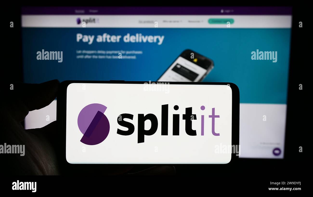 Bnpl app hi-res stock photography and images - Alamy