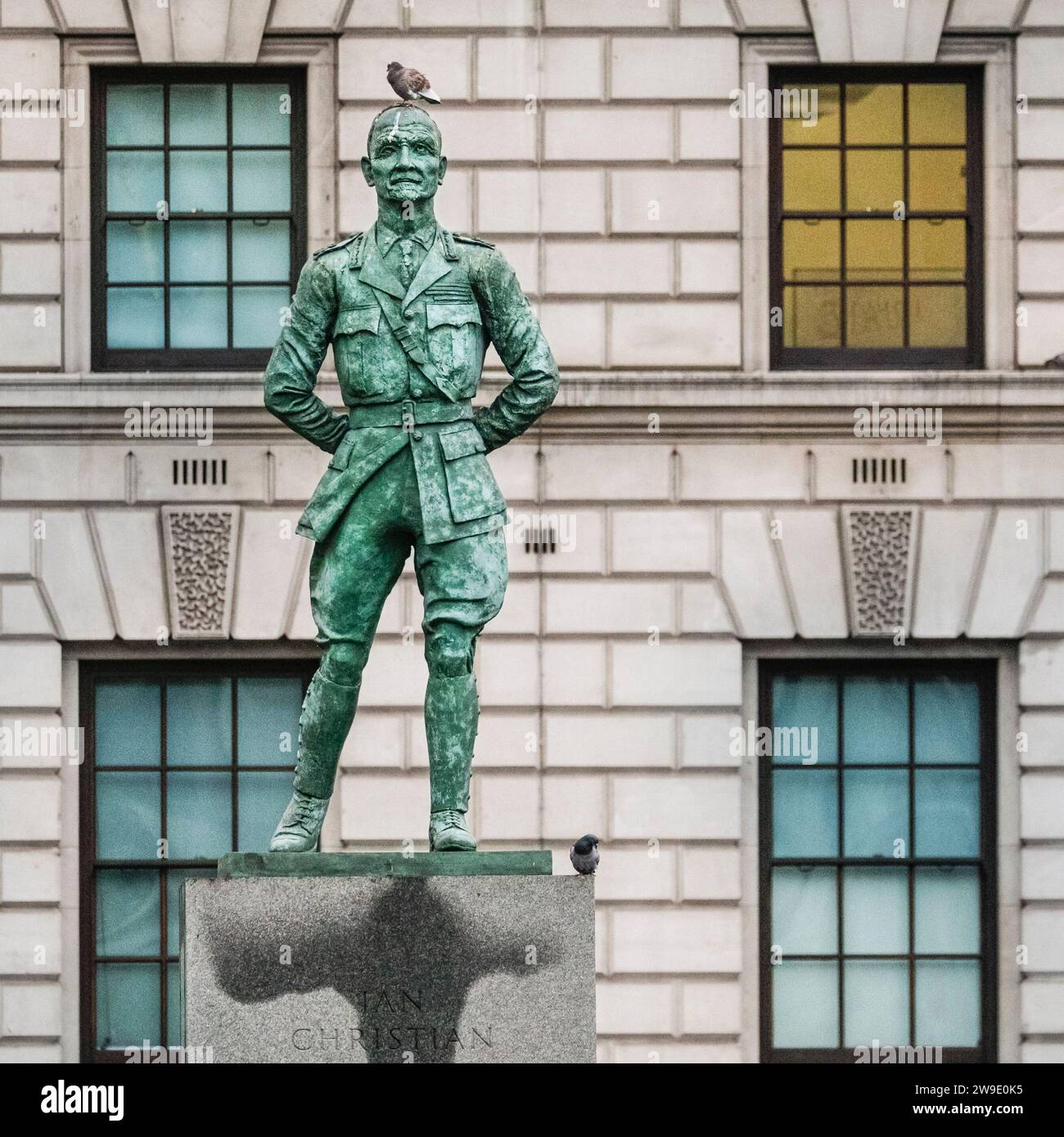 Bronze statue of Field Marshall Jan Christian Smuts on Parliament ...