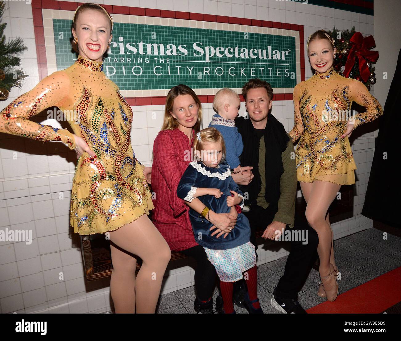 Nicky Hilton Rothschild brings her family to The Christmas Spectacular ...