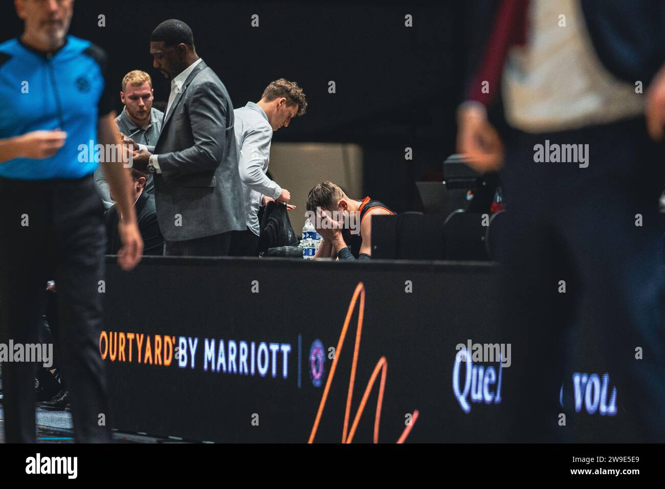 Sam dekker london lions hi-res stock photography and images - Alamy