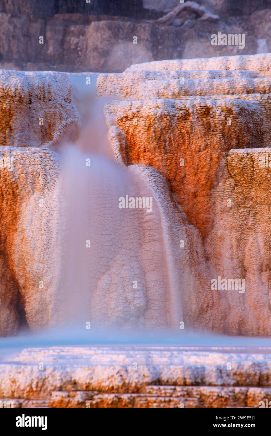 Palette Spring at Mammoth Hot Springs, Yellowstone National Park ...