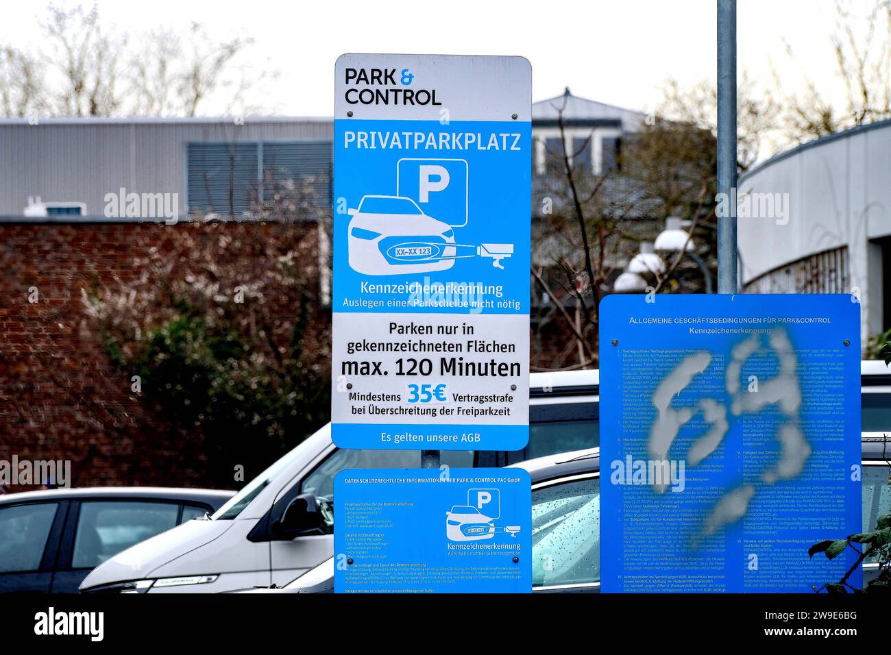 Freiparkzeit hi-res stock photography and images - Alamy