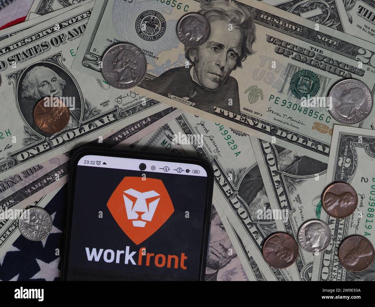 Workfront hi-res stock photography and images - Alamy
