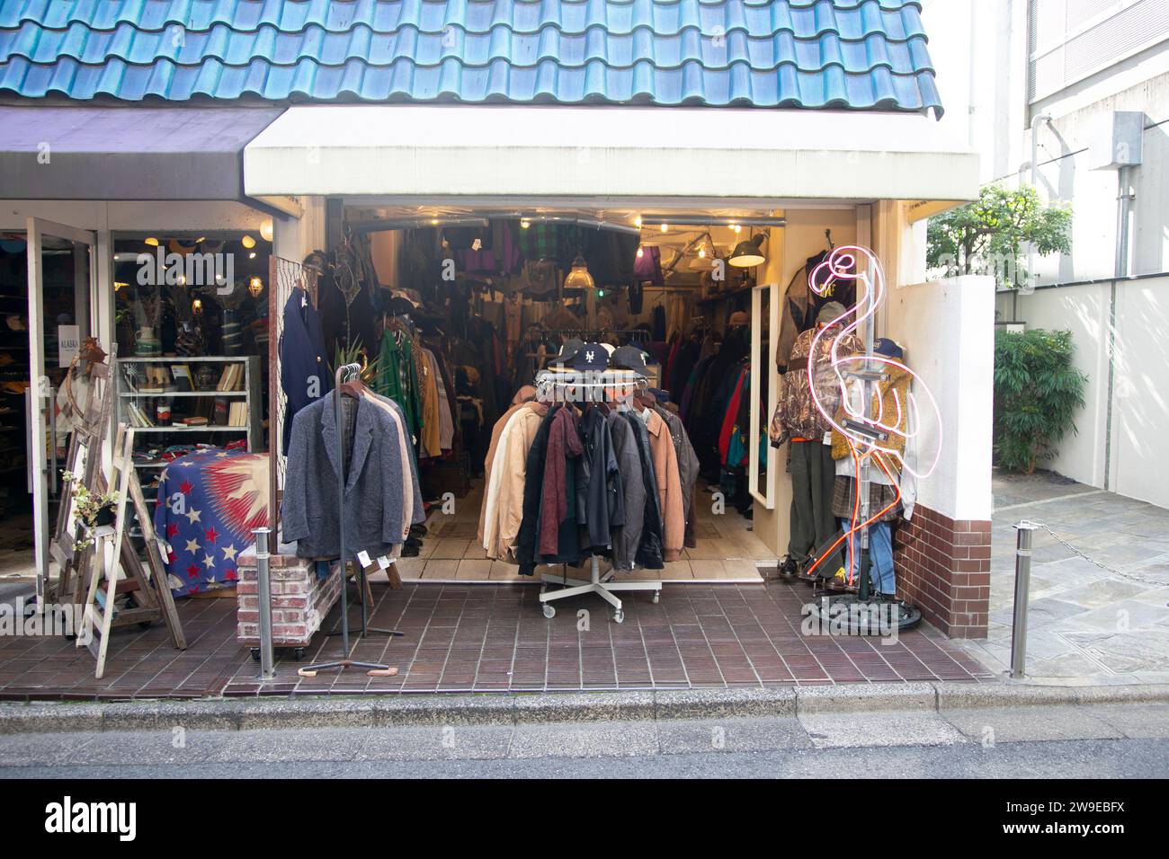 Japanese alternative fashion hi-res stock photography and images - Alamy