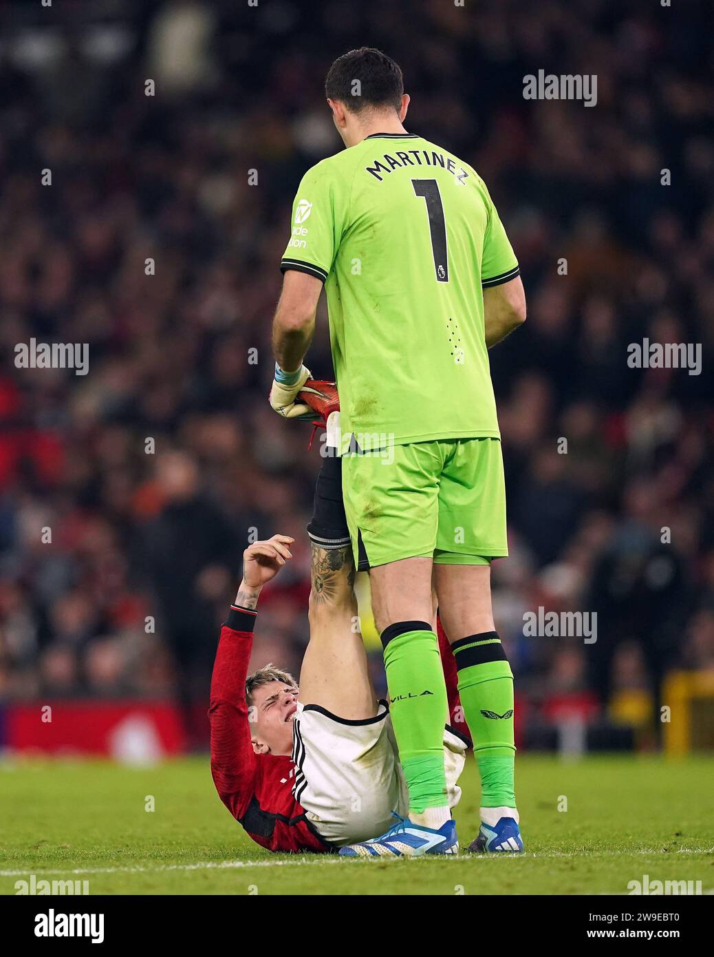 Aston Villa goalkeeper Emiliano Martinez helps Manchester United's ...