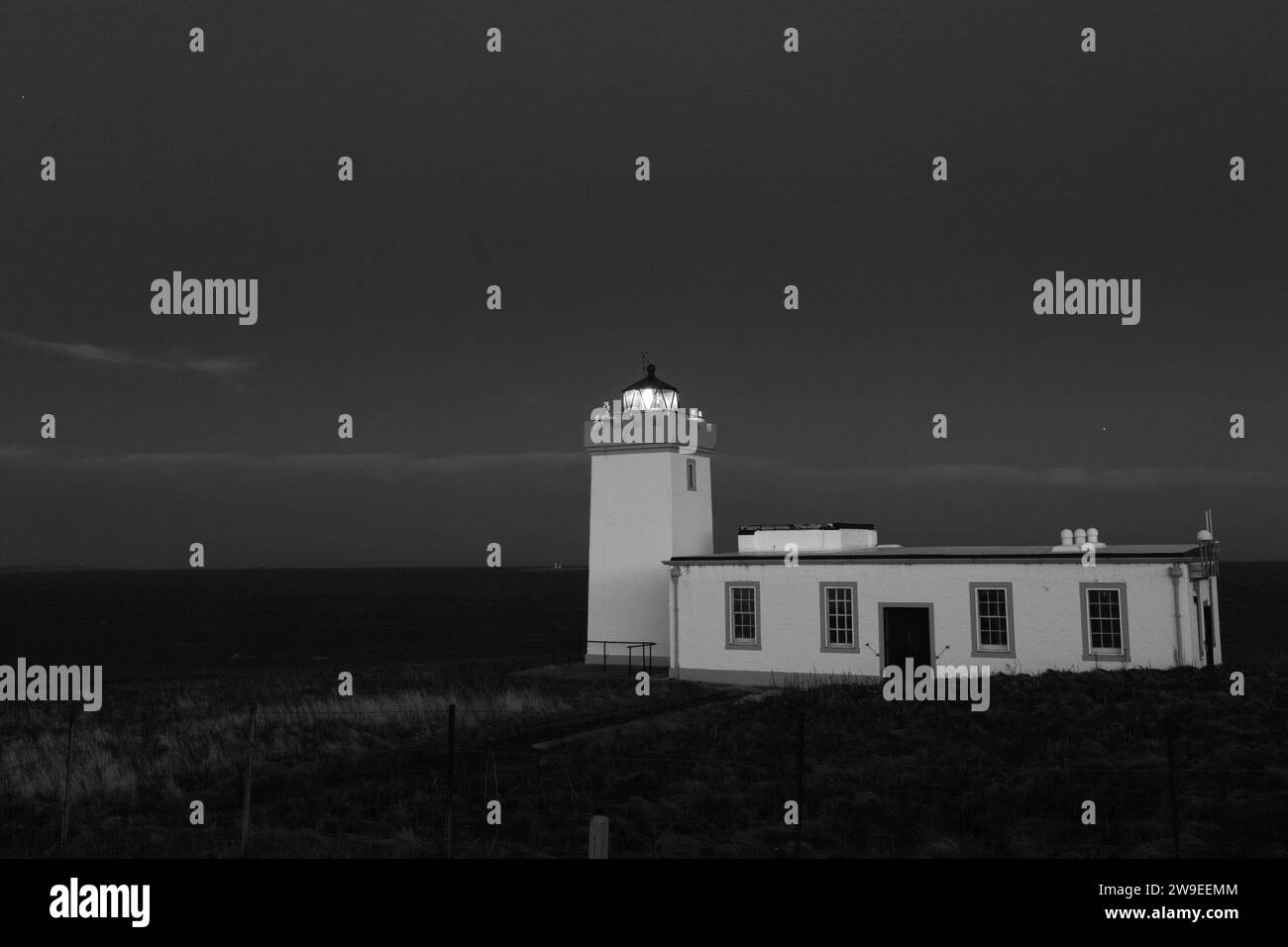 The Duncansby Head Lighthouse, Duncansby Head, Caithness, Scotland, UK ...