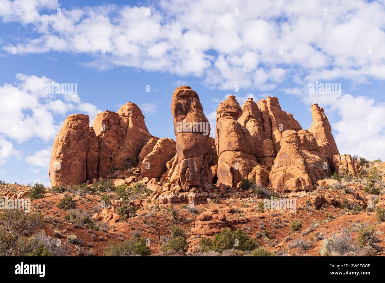 Park trails with rock formations hi-res stock photography and images ...