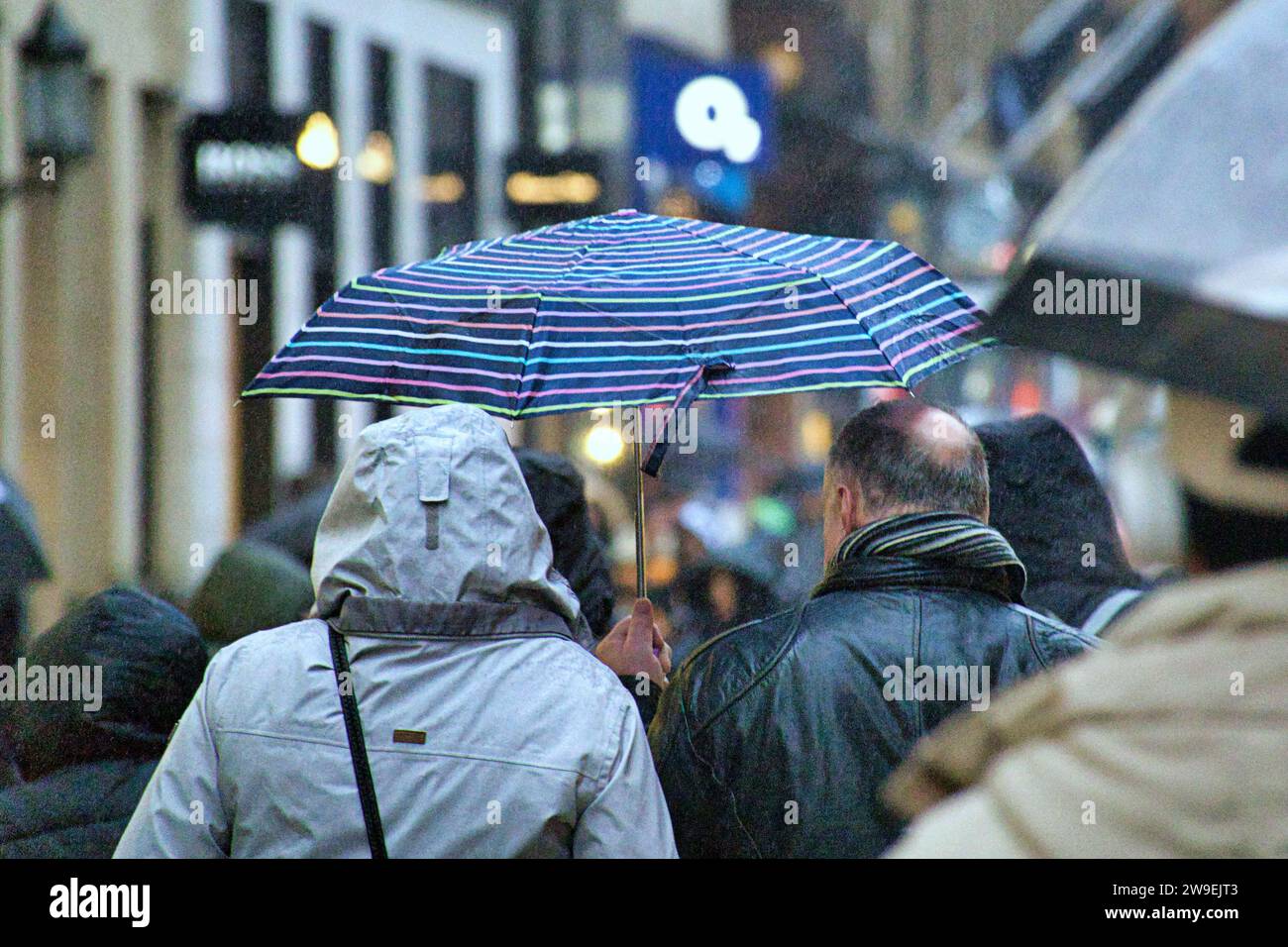 Glasgow, Scotland, UK. 27th December, 2023. UK Weather: Storm Gerrit ...