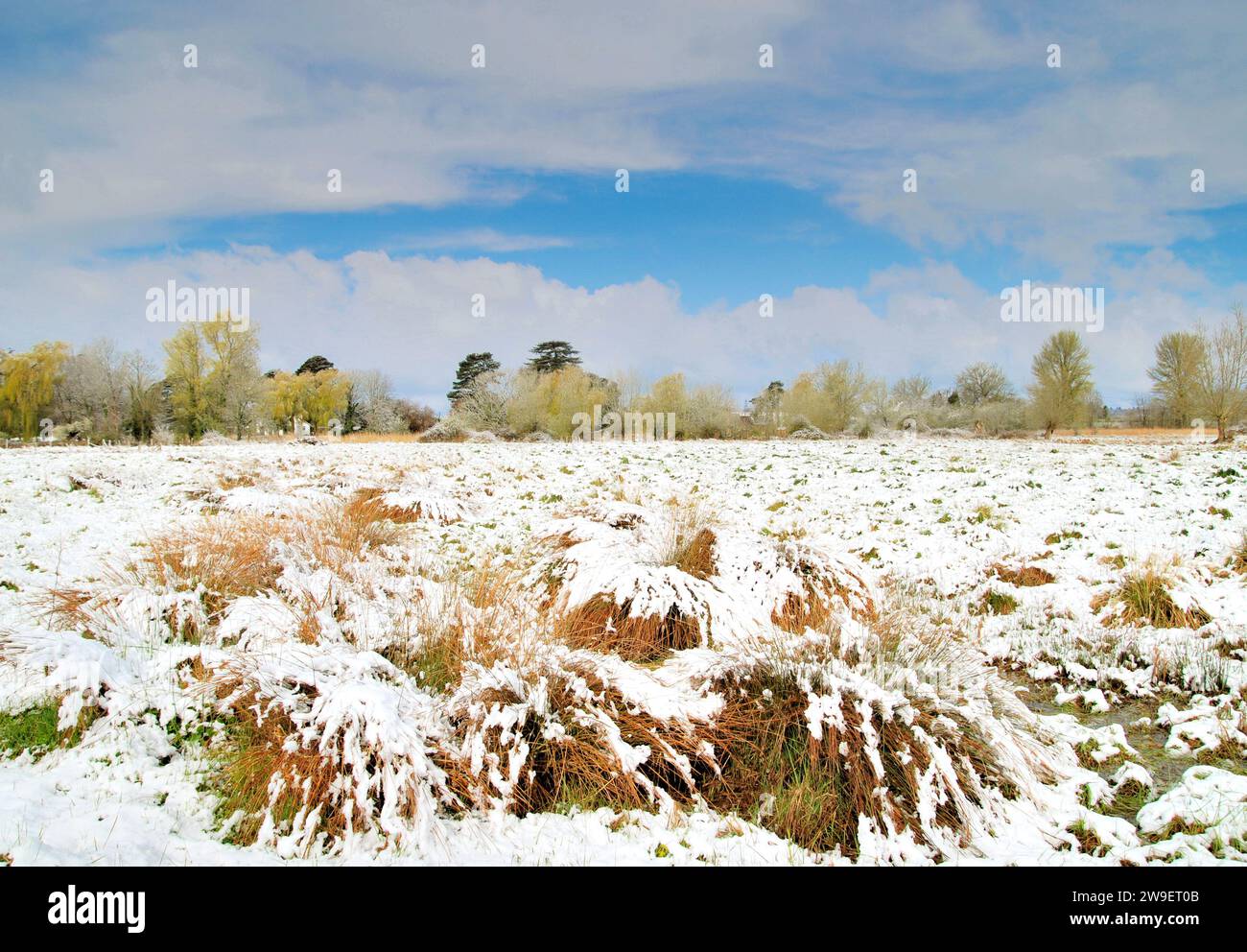 April england hi-res stock photography and images - Alamy