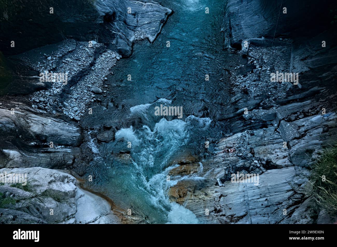 The wild Wenshan Hot Springs on the Liwu River, Taroko Gorge, Taroko ...