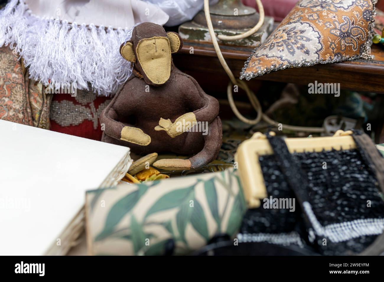 Antique prop scene hi-res stock photography and images - Alamy