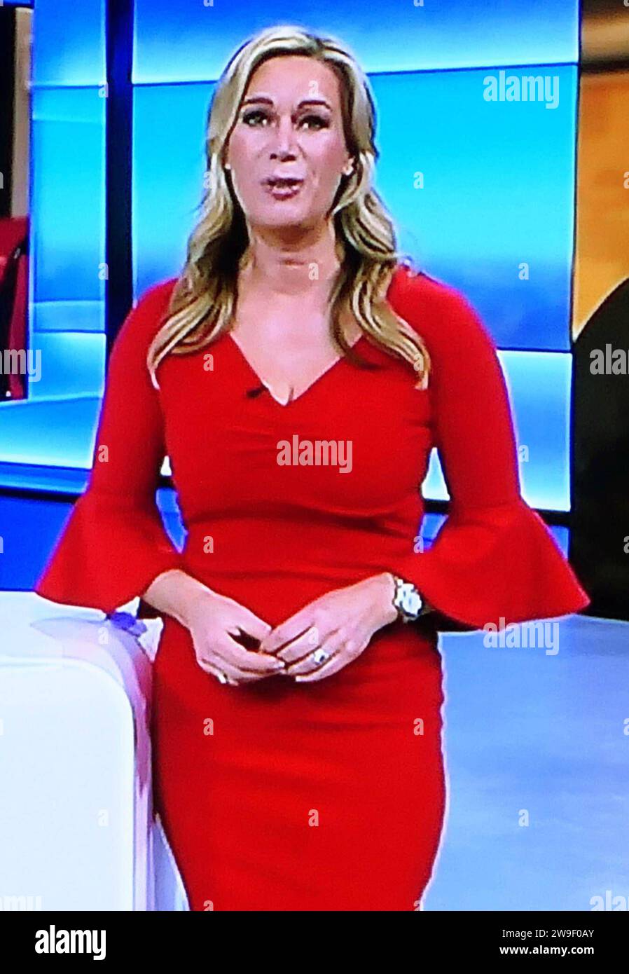 Birgit von Bentzel - RTL Sport am 26.12.2023 *** Birgit von Bentzel RTL ...