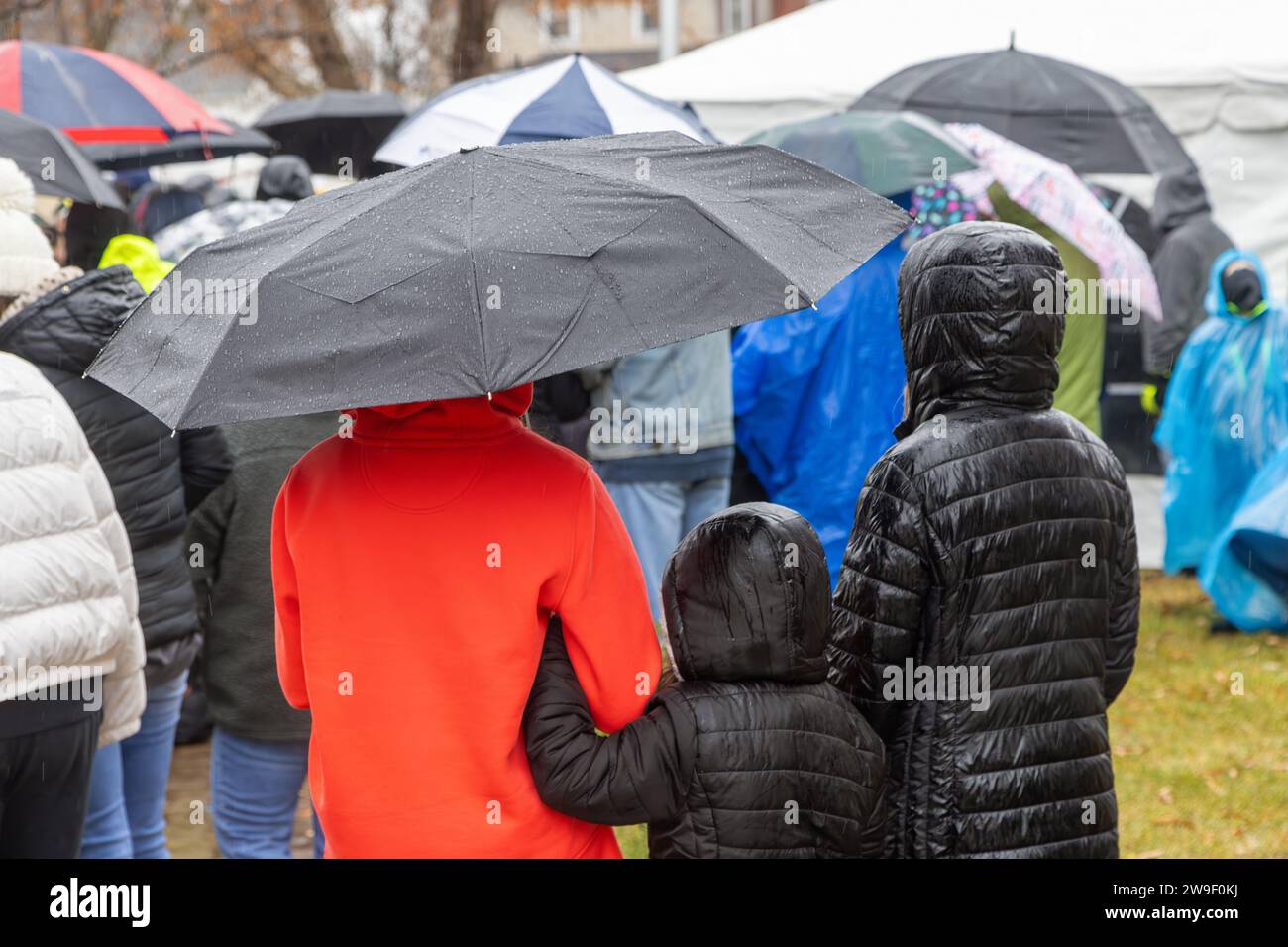 The Wreaths Across America Ceremony at Aspen Grove Cemetery in ...