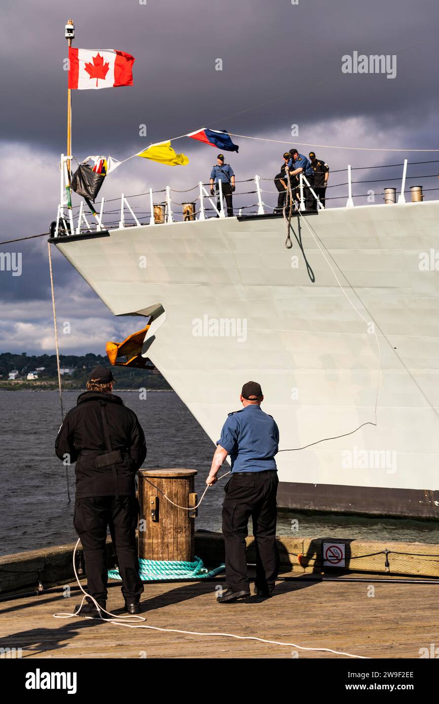 Royal Canadian Navy (RCN) frigate HMCS Fredericton returning to Halifax ...