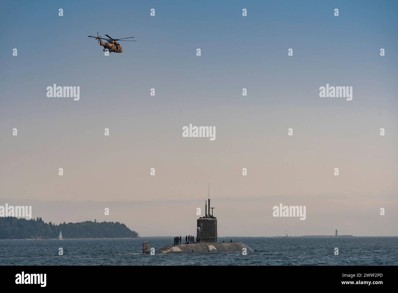 RCN Victoria-class submarine HMCS Windsor departing Halifax Harbour ...