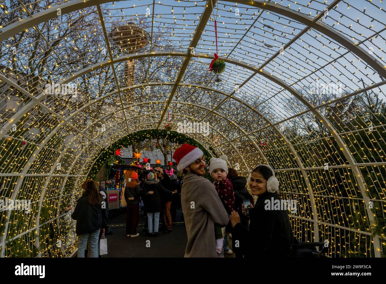 Tunnel seattle washington wa hi-res stock photography and images - Alamy
