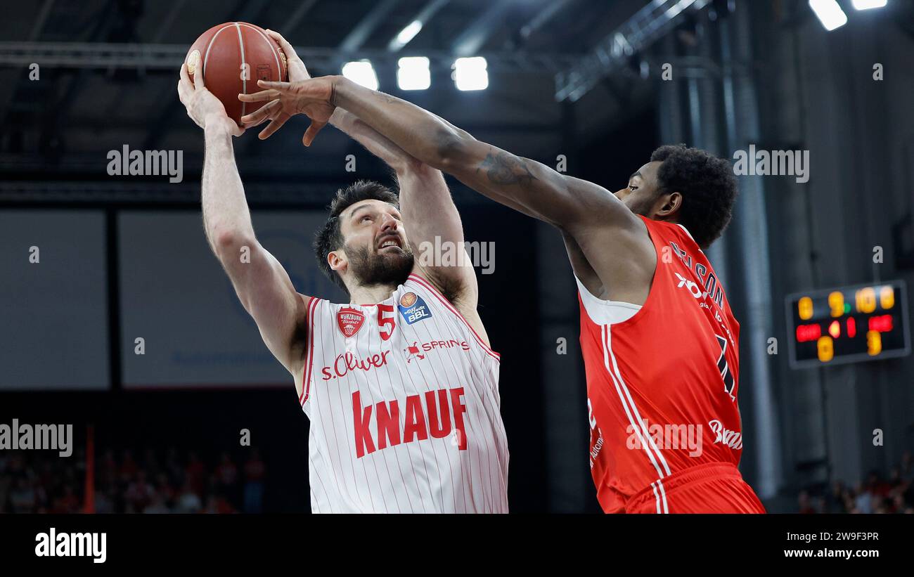5 und adrian nelson bamberg baskets hi-res stock photography and images ...