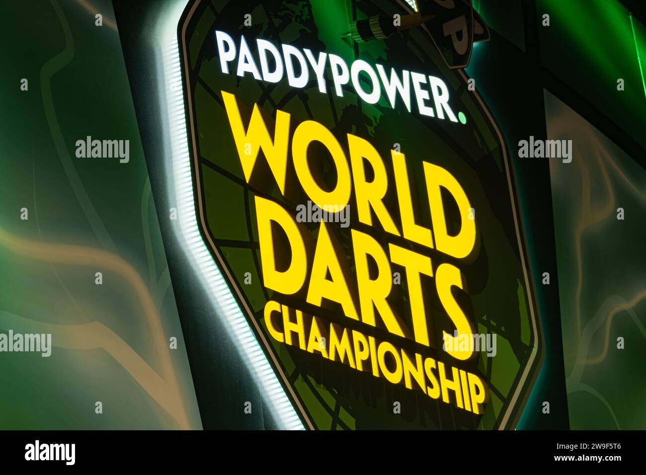 Alexandra Palace, London, UK. 27th Dec, 2023. 2023/24 PDC Paddy Power ...