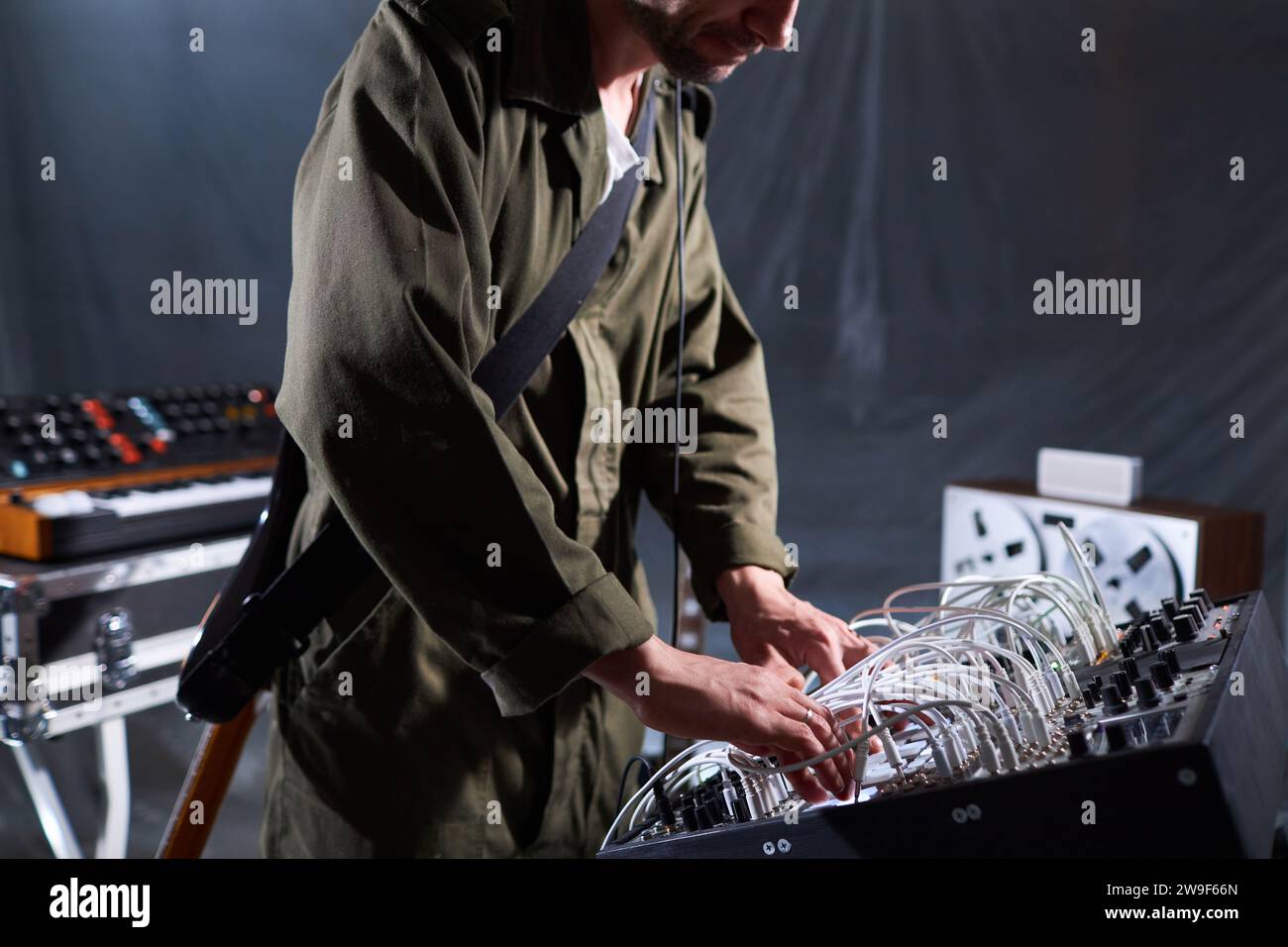 Instrumental tracks hi-res stock photography and images - Alamy
