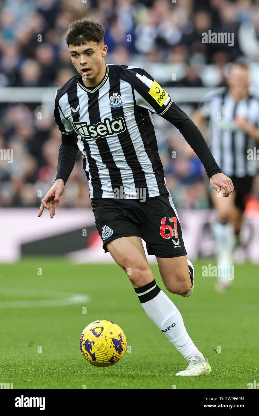 Lewis Miley of Newcastle United with the ball during the Premier League ...