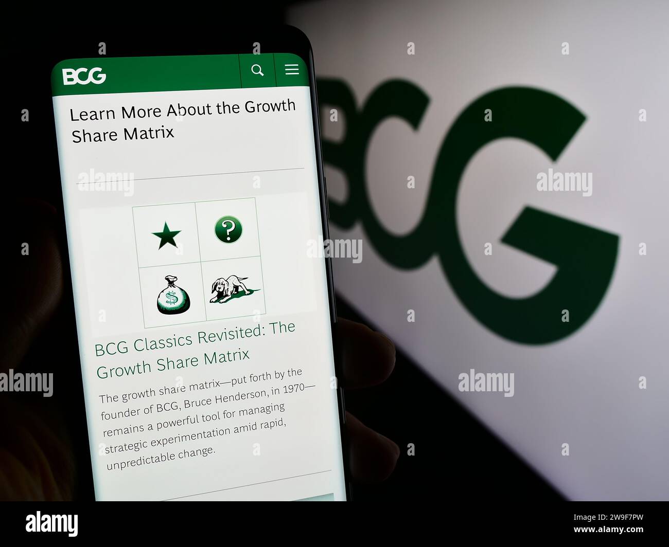 Bcg logo hi-res stock photography and images - Alamy