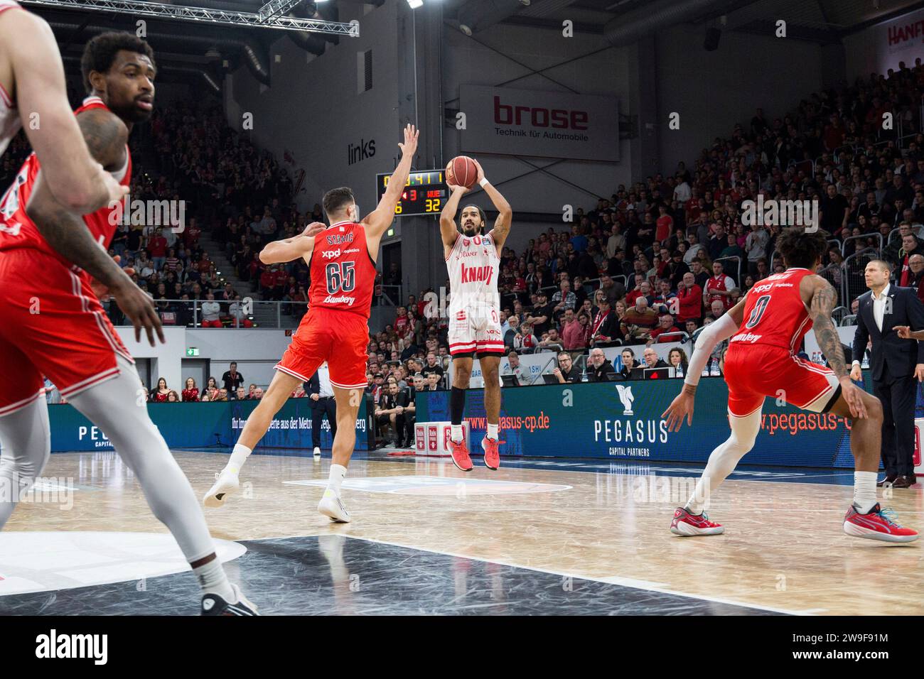 Bamberg, Deutschland. 27th Dec, 2023. Bamberg, Deutschland 27. Dezember ...