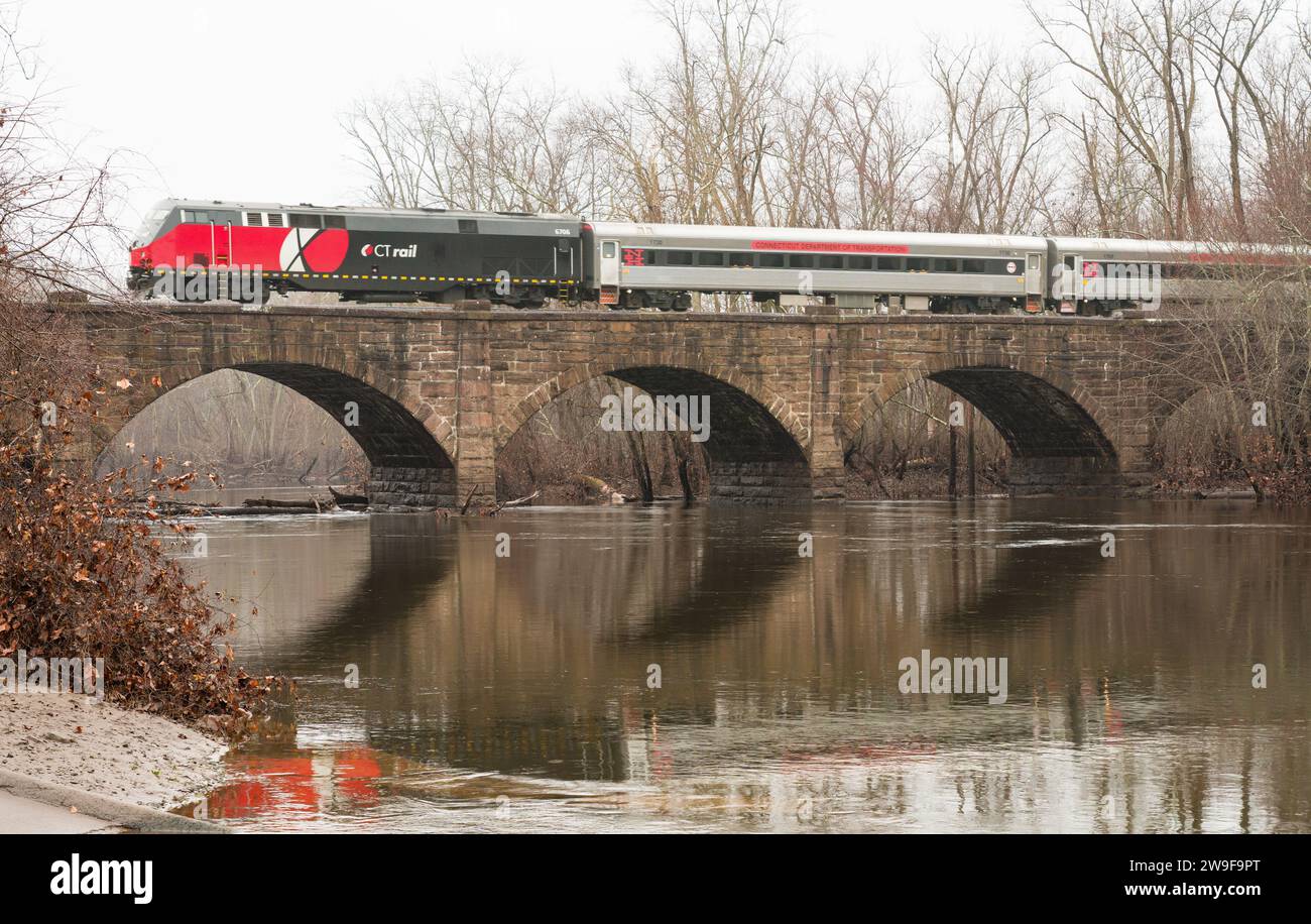 CT Rail Train on Farmington River Railroad Bridge Windsor, Connecticut ...
